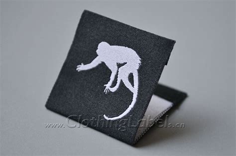 Fold Labels 5 Common Folded Ways Clothinglabels Cn