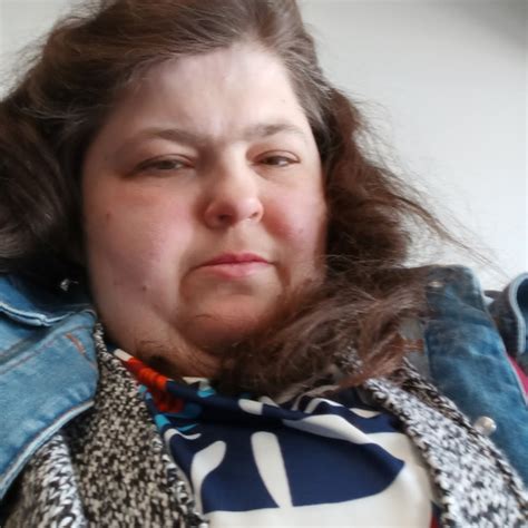 Amanda Adams Youtube