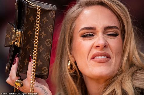 Adele Hiding Behind Purse Adele Hiding Behind Purse Know Your Meme