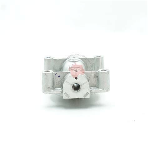 康明斯柴油发动机零件燃油滤清器头3969680 4990848 Buy 39696804990848燃油滤清器 Product On