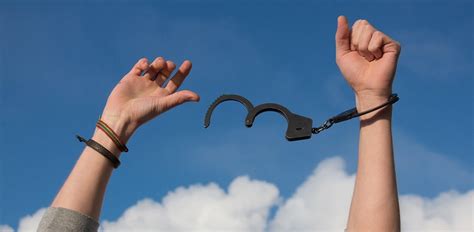 Dependenta De Alcool Cauze Si Solutii Eficiente Sfaturimedicalero