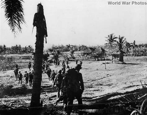 Troops Move Thru Binmaley Area Of Luzon 1945 World War Photos