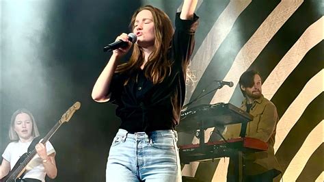 Sigrid Strangers New York April 2022 Youtube