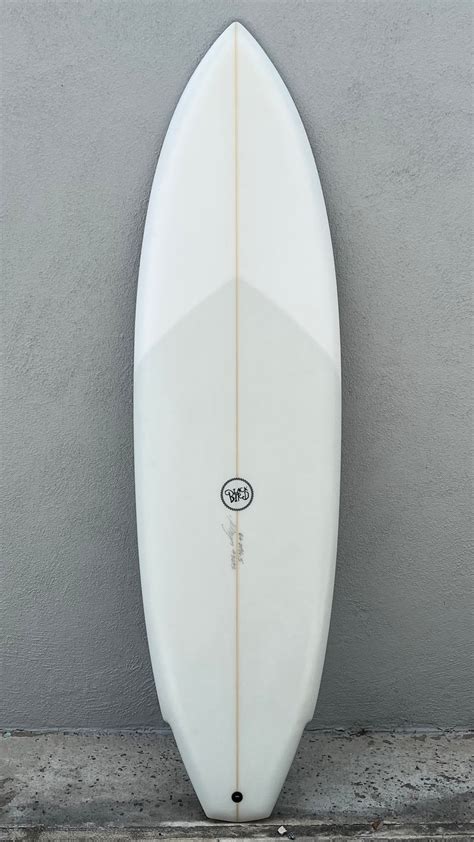 Diamond Tail Twin The Surfboard Collective Diamond Tail Twin The Surfboard Collective