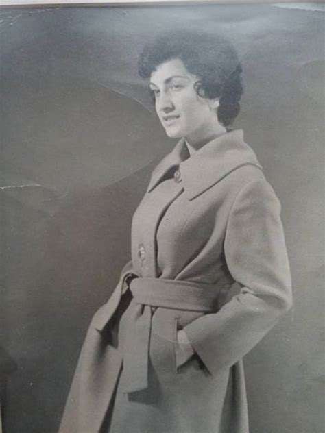 ია ფარულავას სილამაზის საიდუმლო როგორ გამოიყურებოდა მსახიობის დედა ფოტო კვირა