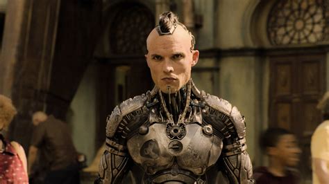 James Cameron Needs To Make The Alita Battle Angel Sequel