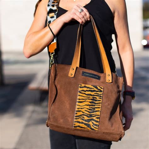 Cartera Tomassa Chocolate Piera Marassi