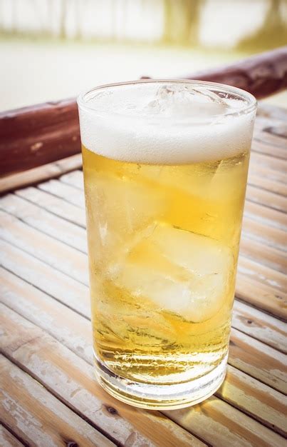 Bier Zitrone Bilder Kostenloser Download Auf Freepik