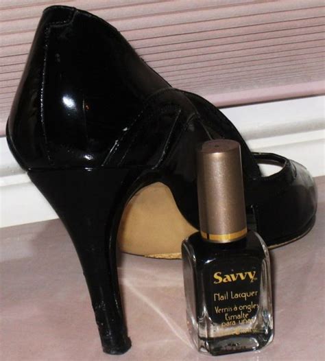 Як доглядати за шкіряним взуттям взимку корисні поради