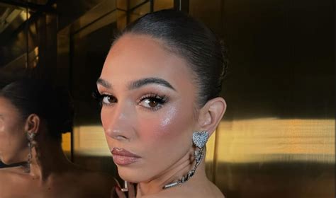 Jonida Vokshi Humbë Personin E Zemrës