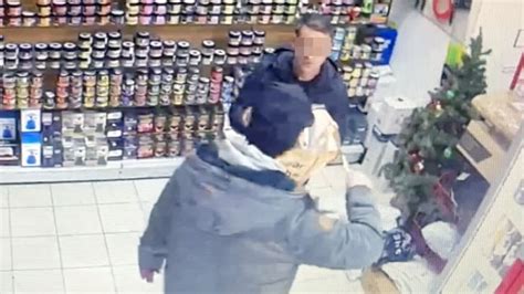 Witten: Mutiger Kiosk-Mann sperrt Räuber ein | Regional | BILD.de