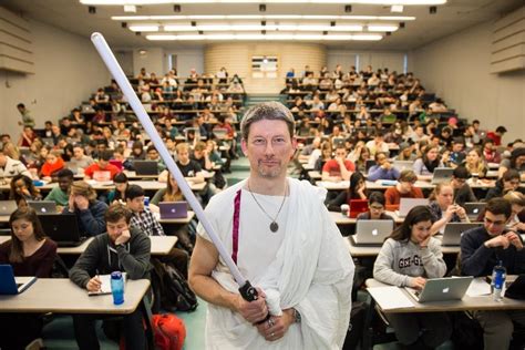 Awesome Classes Using Pop Culture To Teach Ancient History ️