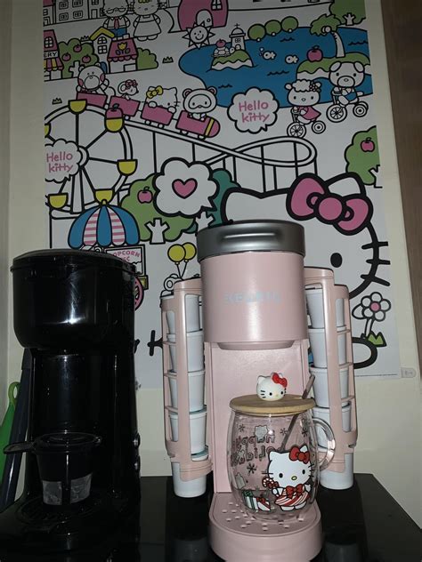 Hello Kitty Dorm Update Collecting Weezer 😏 R Hellokitty