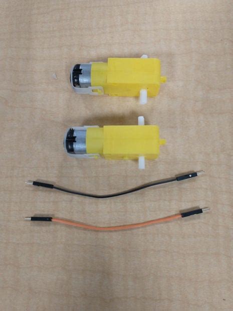Autonomous Robot Racer Scratch Mode Tinkercad