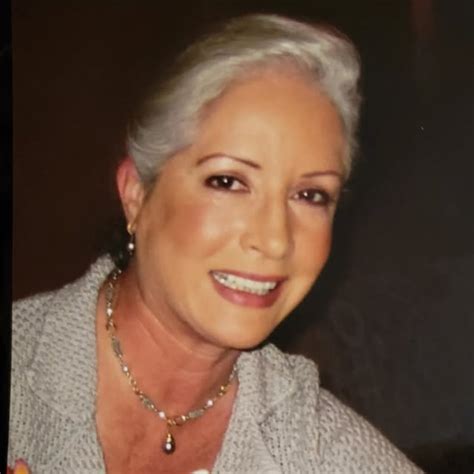 Laura Leuer Laura Leuer Threads Say More