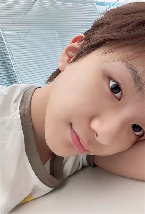 더쿠 보넥도 운학이 레전드 애기짤 갱신됨