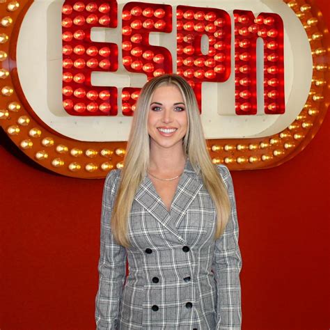 Meet Erin Dolan The Stunning Espn Betting Analyst Who Has Tv Viewers