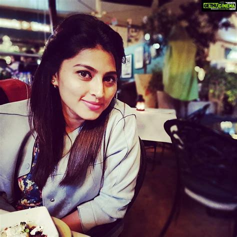 sneha instagram ok what shall i write for this 🤔🤔🤔 gethu cinema