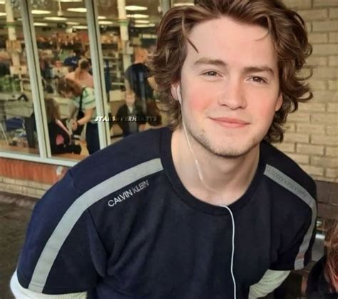 Kit Connor Long Hair Kit Connor  Kit Konnor Kit Connor Curly Hair