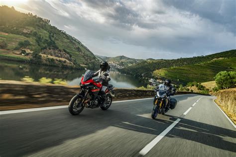 Yamaha Tracer 7 και Tracer 7 Gt Φοράνε το αυτόματο κιβώτιο Y Amt