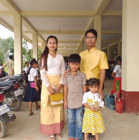 តារា លក្ខិណា សំអាងការ និង ដេគ័រ