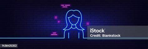 사용자 줄 아이콘입니다 여성 프로필 기호입니다 네온 라이트 글로우 효과 벡터 3차원 형태에 대한 스톡 벡터 아트 및 기타 이미지 3차원 형태 개념 개념과 주제