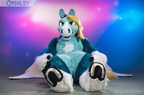 Smooth Hooves By Cashleypegasus On Deviantart