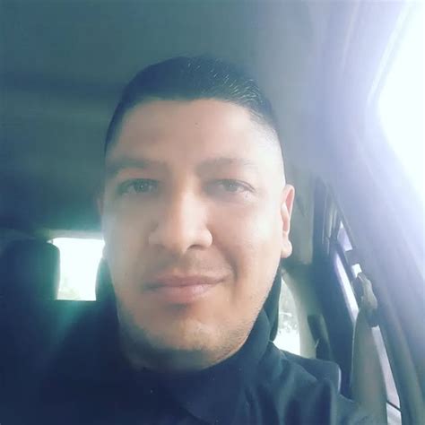 Efrain Lozano Zambrano Efrainlozanozambrano • Threads Say More