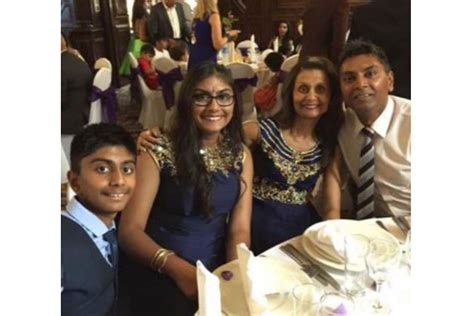 இந்திய வம்சாவளி இளம்பெண்ணை ஏதோ பூச்சி கடித்ததாக எண்ணிய தாய் குடும்பத்தை நிலைகுலையவைத்த செய்தி