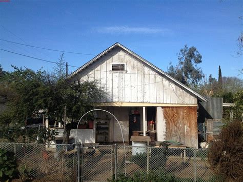1259 S Plano St Porterville Ca 93257 Zillow