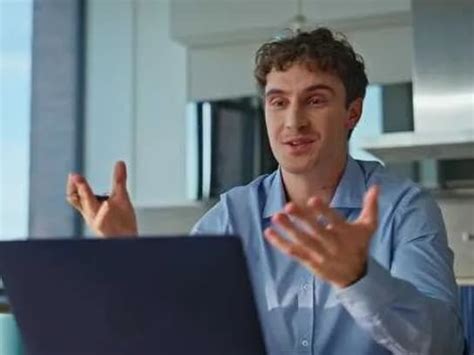 How Can I Customize The Zoom Interface For My Specific Needs Moldstud