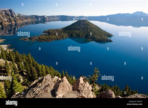 Wizard Island In Crater Lake Crater Lake National Park Oregon Usa
