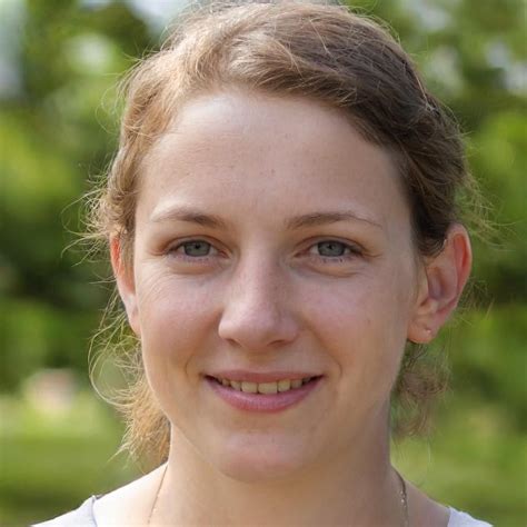 Hannah Baasch Vertriebs Und Marketingspezialistin Udemy Xing