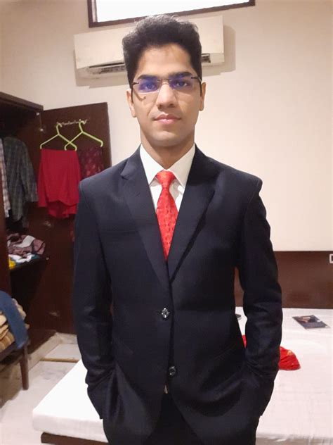 ips success story ఓ 22 ఏళ్ల యువకుడు ఎలాంటి కోచింగ్ లేకుండానే తొలి