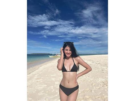 Az Martinezs Sexiest Photos Gma Entertainment