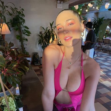 Picture Of Elsie Hewitt
