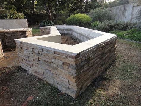 Cultured Stone Planter Box Brick Planter Stone Planters Planter Boxes