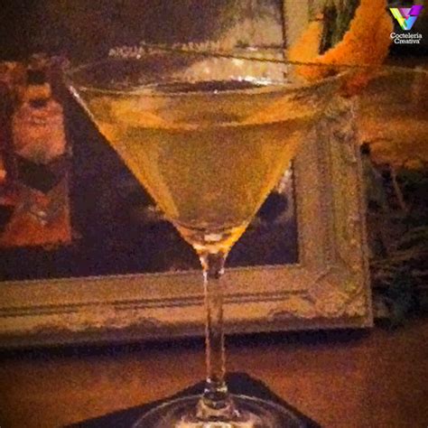 Chartreuse Rosemary Martini Coctelería Creativa