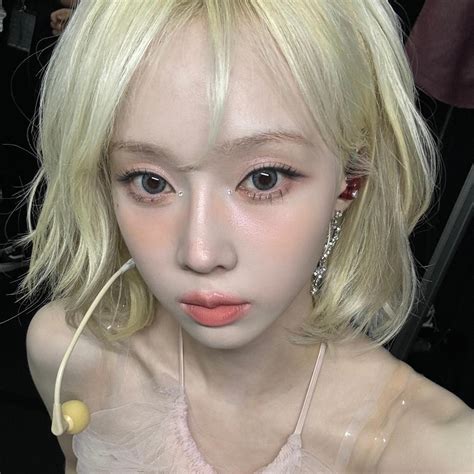 금발에 단발 윈터 사랑이야 팬플러스 커뮤니티