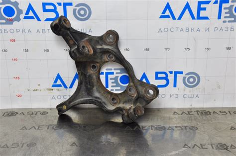 Цапфа передняя левая Mazda 3 14-18 BM сорван болт датчика ABS B45A-33 ...