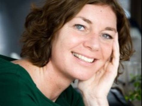 Monique Koek Docent Nederlands Bij Volksuniversiteit Utrecht