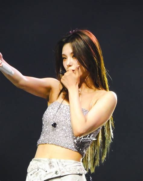 Yeji Itzy Kpop Nsfw