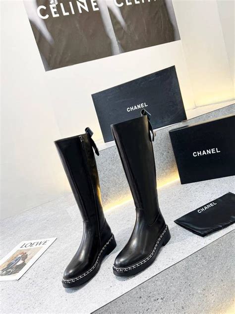 Женские кожаные сапоги — ціна 6670 грн у каталозі Чоботи Купити жіночі речі за доступною ціною