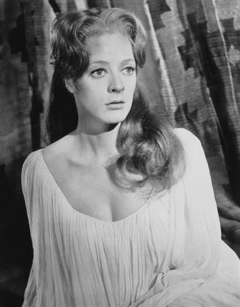 20 Fabulous Vintage Photos Of A Young Maggie Smith British Vogue