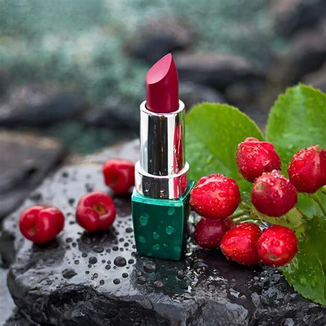 Premium Photo Lipstick Product Photography