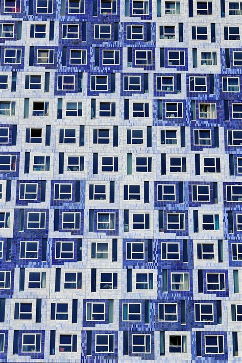 Foto Zum Thema 흰색과 파란색으로 칠해진 건물 Kostenloses Bild Zu Utrecht Auf Unsplash