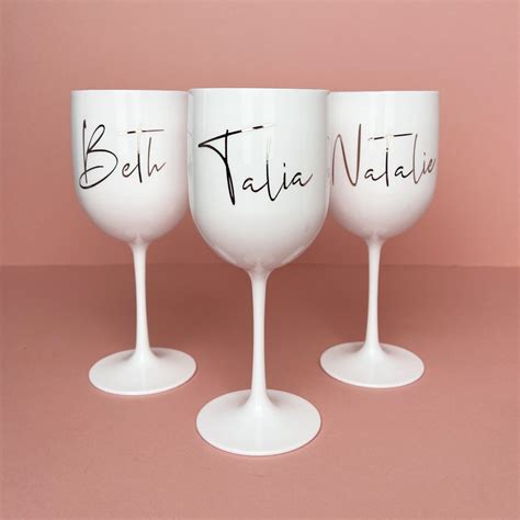 Personalised Plastic Wine Glass 400ml Reusable White Party Favour