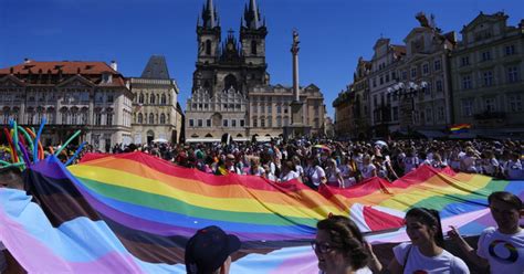 男성기 있어도 여자…수술 안해도 성전환 인정한 日