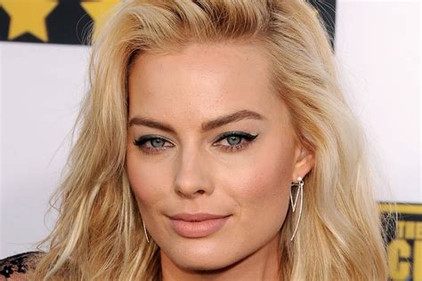Jordan Belforts Ex Wife Answers Fans Asking If Iconic Margot Robbie