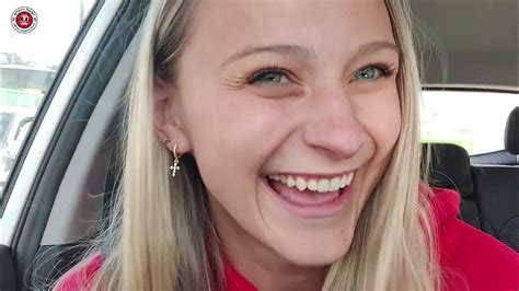 קארפועל ספיישל יום האישה הבינלאומי עם אשלי הנקינס Youtube